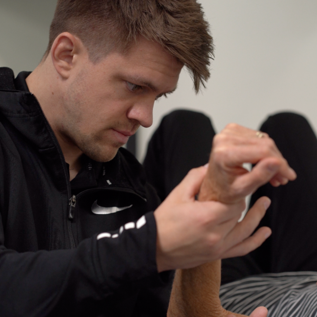 Dry Needling for Shoulder Pain: What to Expect